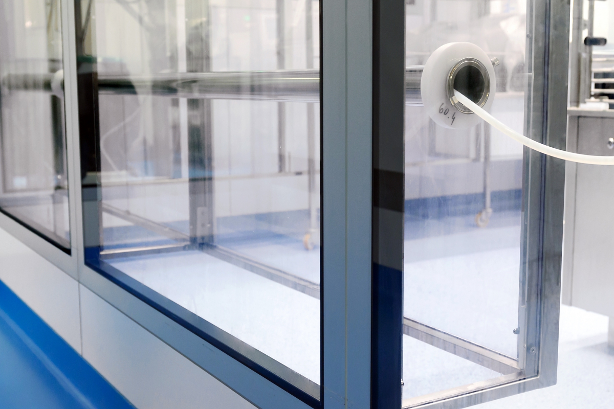 Modular cleanroom wall accessories | DELTA 2000